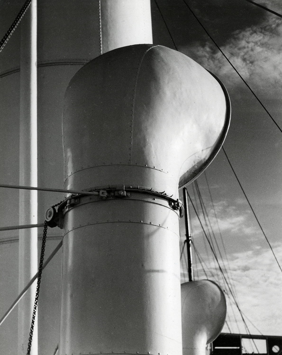 Herbert List « Stephen Daiter Gallery