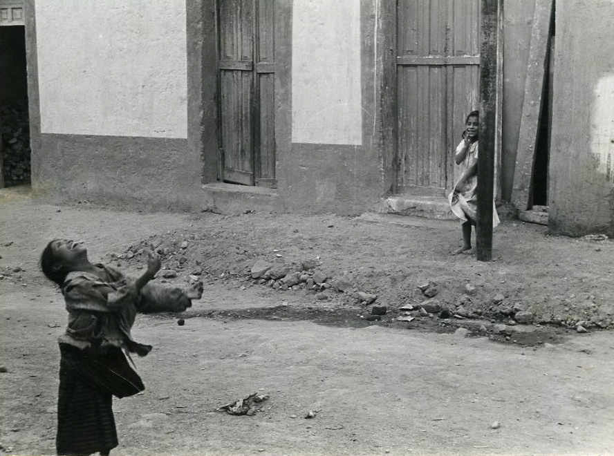 Helen Levitt « Stephen Daiter Gallery